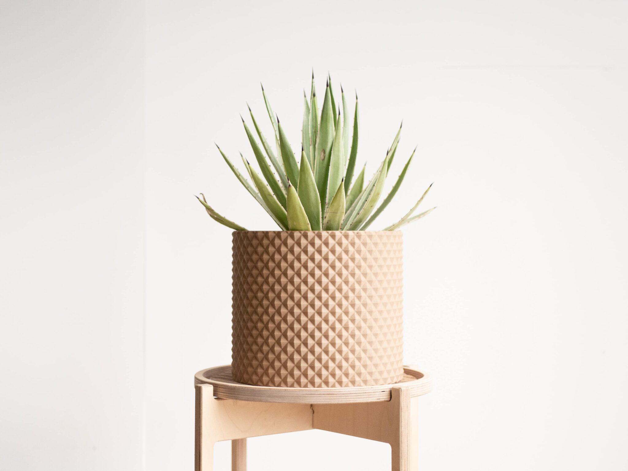 PIKO Planter by Minimum Design | Cloud-Hidden Plants - Houseplants ...